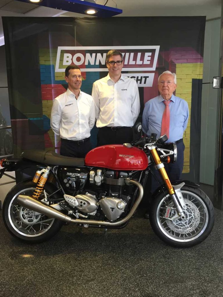 Visita-de-Nick-Bloor-Ceo-de-Triumph-Motorcycles- – Grupo Prim – La ...